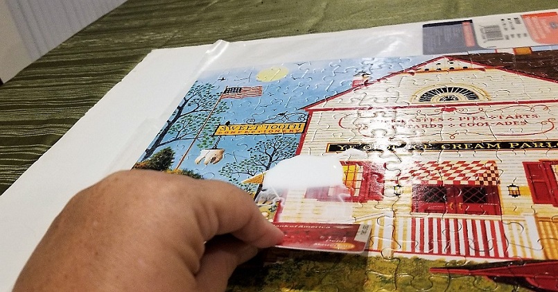 How To Glue A Puzzle – My Jigsaw Journal